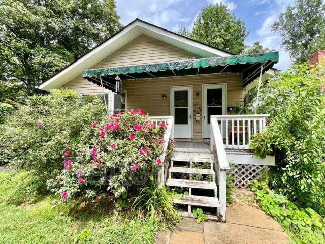 1 Bedroom Condo for Rent at 330 Hillside St #2, Asheville, NC 28801 Murdock Linden