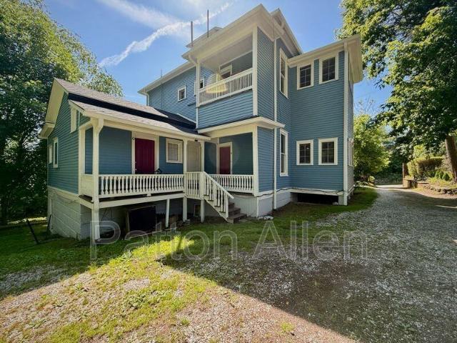 1 Bedroom Condo for Rent at 33 Starnes Ave #4, Asheville, NC 28801 Historic Montford