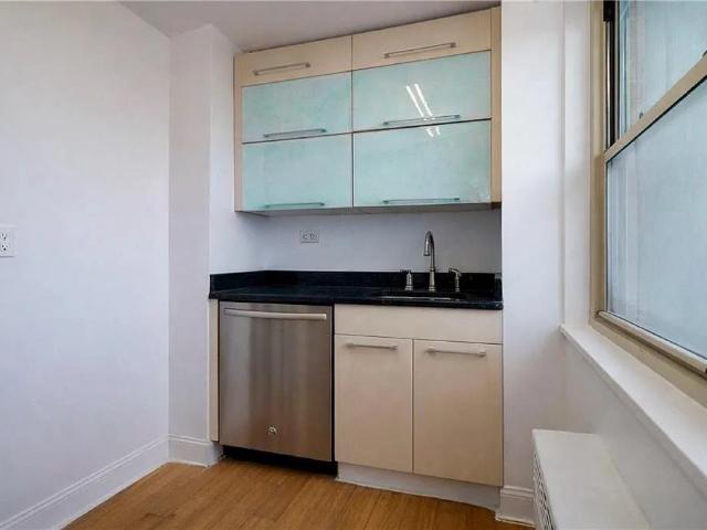 1 Bedroom Condo for Rent at 400 Cozine Ave #9F, New York, NY 11207 East New York