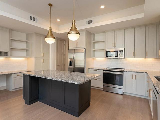 1 Bedroom Condo for Rent at 4151 Viridian Village Drive #744.9, Euless, TX 76040