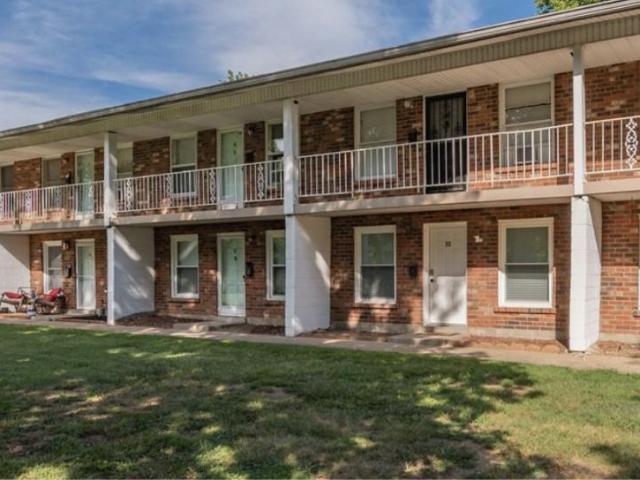 1 Bedroom Condo for Rent at 4501 S 6th St #82, Louisville, KY 40214 Beechmont