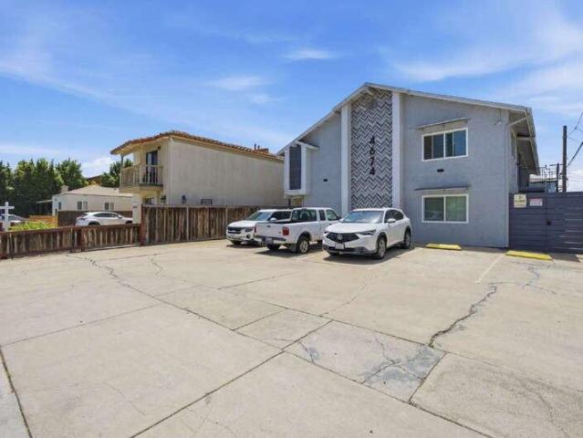 1 Bedroom Condo for Rent at 4674 Bancroft St #6, San Diego, CA 92116 Normal Heights