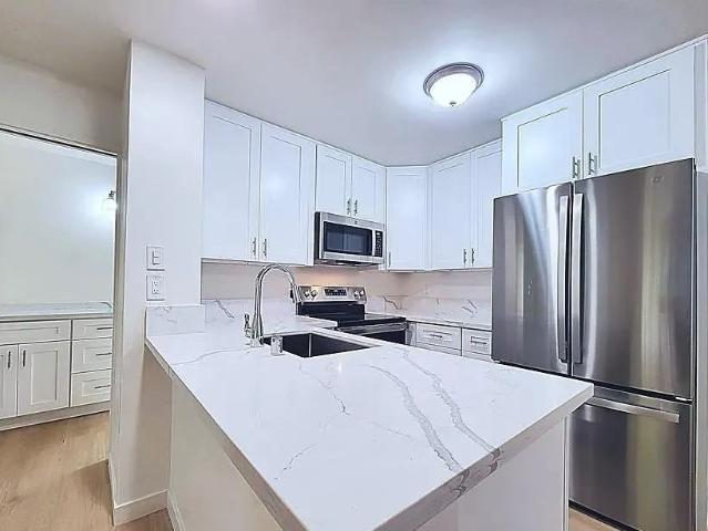 1 Bedroom Condo for Rent at 4600 Lamont St #131, San Diego, CA 92109 Pacific Beach