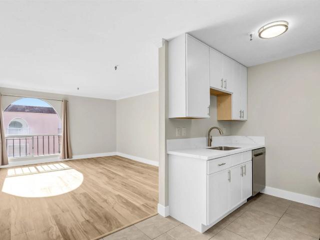 1 Bedroom Condo for Rent at 4730 Noyes St Apt 417, San Diego, CA 92109 Pacific Beach