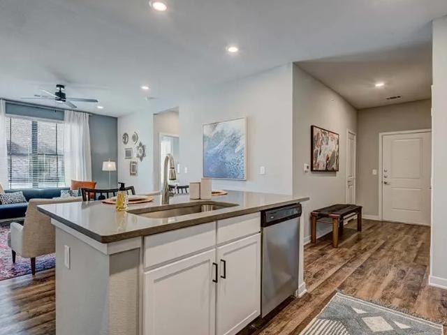1 Bedroom Condo for Rent at 500 Town Park Drive #12.337, Conroe, TX 77304