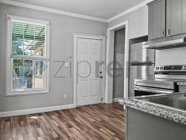 1 Bedroom Condo for Rent at 517 13th St #B, Sacramento, CA 95814