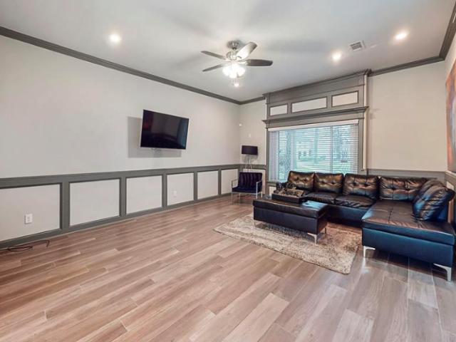 1 Bedroom Condo for Rent at 632 North Eldridge Parkway #225, Houston, TX 77079 Memorial