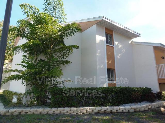1 Bedroom Condo for Rent at 675 99th Ave N #101, St Petersburg, FL 33702