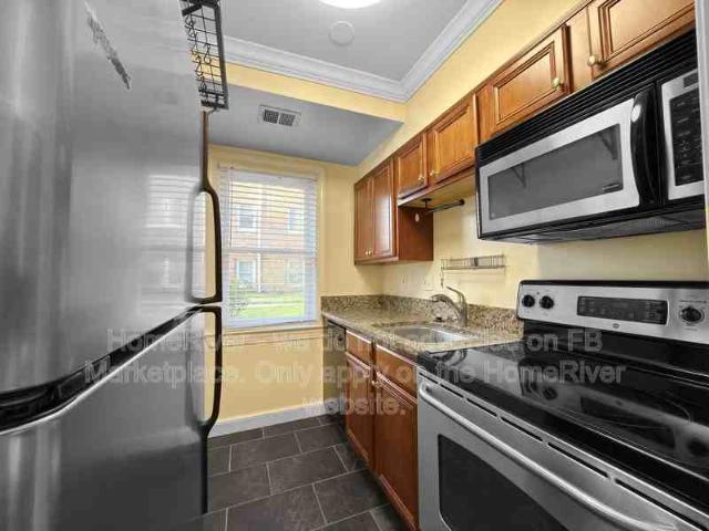1 Bedroom Condo for Rent at 722 S Washington St #104, Alexandria, VA 22314 Old Town