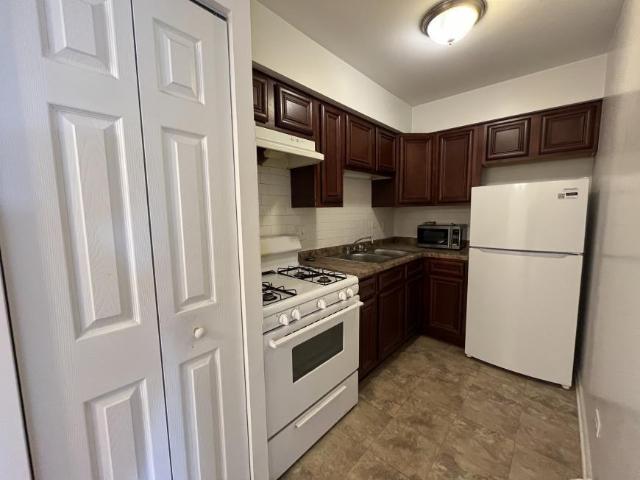 1 Bedroom Condo for Rent at 736 W Buena Ave, Chicago, IL 60613 Uptown