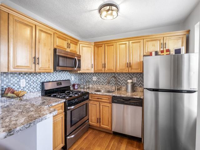 1 Bedroom Condo for Rent at 8 Walnut Street #28, Everett, MA 02149 Glendale