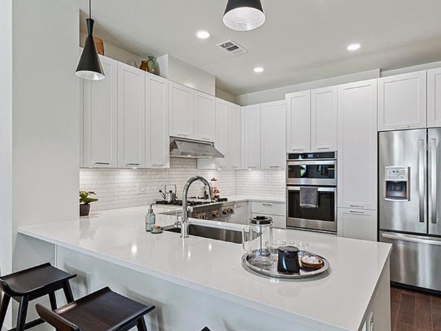 1 Bedroom Condo for Rent at 929 Westcott Street #9271, Houston, TX 77007 Washington Ave Memorial Park