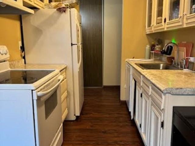 1 Bedroom Condo for Rent at 930 Westbrooke Way #2, Hopkins, MN 55343