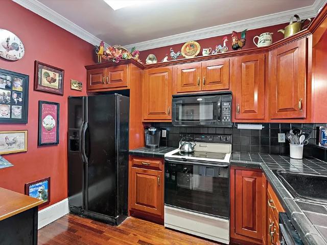 1 Bedroom Condo for Rent at 97 Court St #15, Plymouth, MA 02360