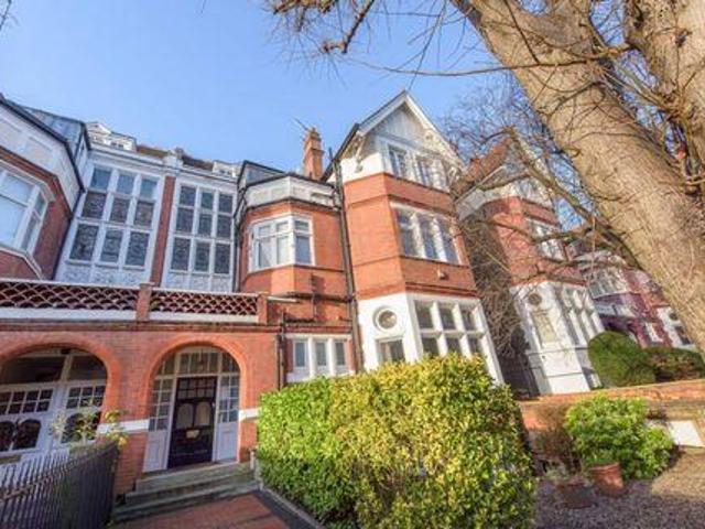1 Bedroom Condo London England 101060352