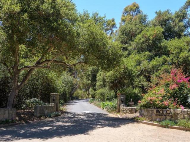 1 bedroom, CA CA 95152554