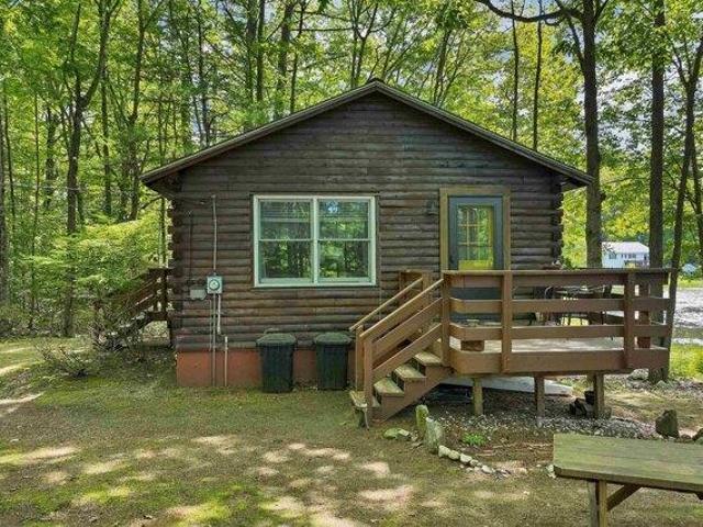 1 bedroom, Canterbury NH 03224 105140843