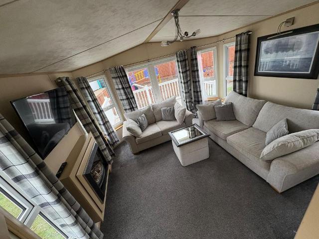 1 bedroom caravan for sale