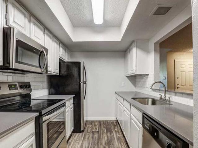 1 bedroom, Carrollton TX 75006 LS77114301