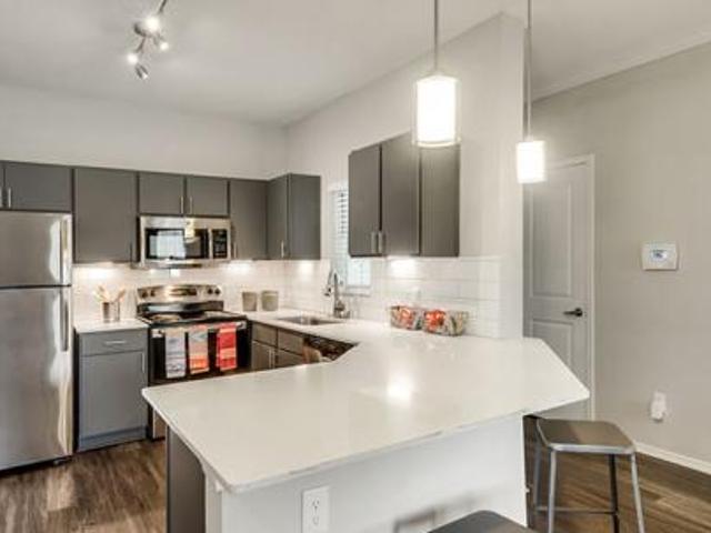 1 bedroom, Carrollton TX 75010 LS77114325