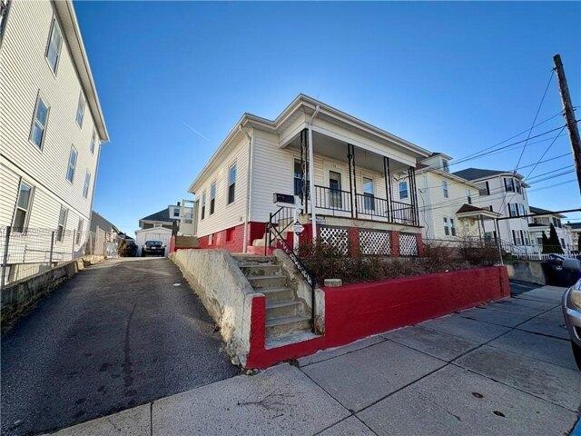 1 bedroom, Central Falls RI 02863 104569956