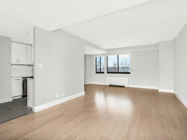 1 bedroom, Central Riverdale NY 102245684