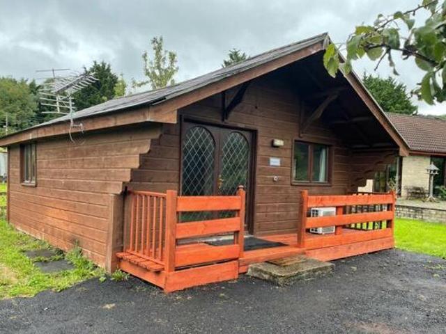 1 Bedroom Chalet For Rent In Cheddar Road