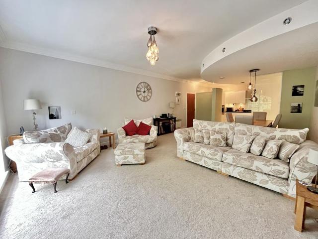 1 bedroom chalet to rent