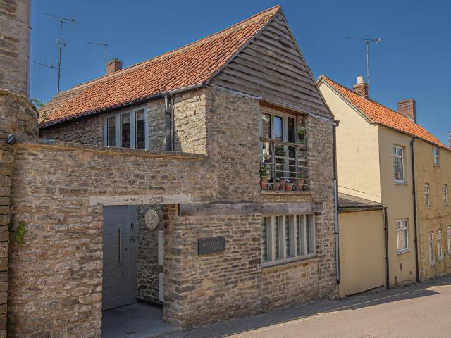 1 bedroom character property for sale
