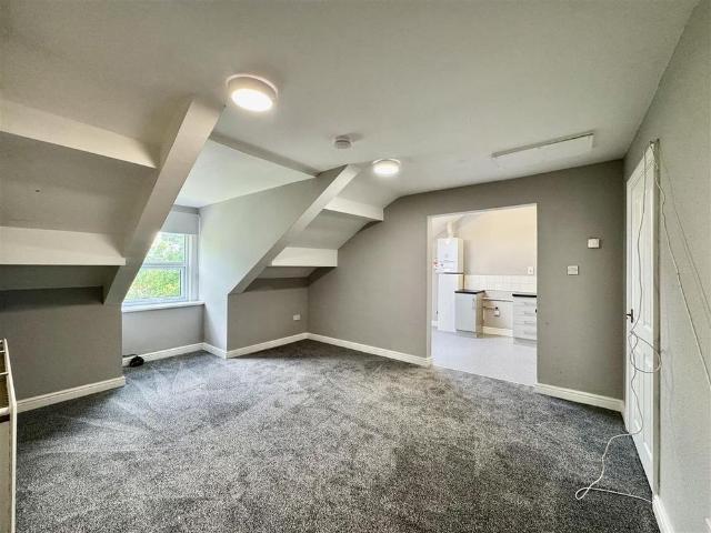1 bedroom character property to rent