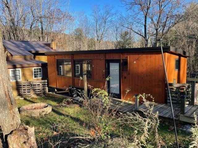 1 bedroom, Chester VT 05143 104849342