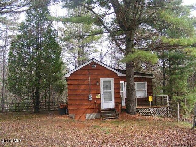 1 bedroom, Chestertown NY 12853 104901478