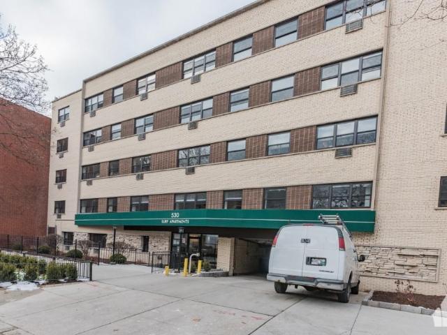 1 bedroom, Chicago IL 60657 61582395