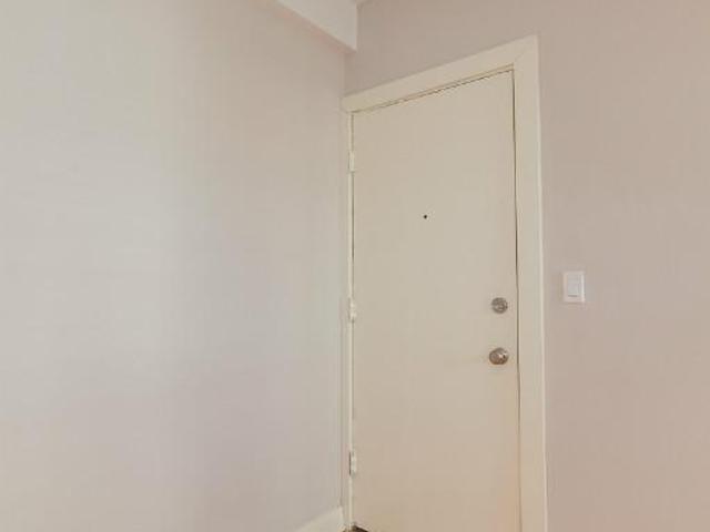 1 bedroom, Chicago IL 60657 33076381