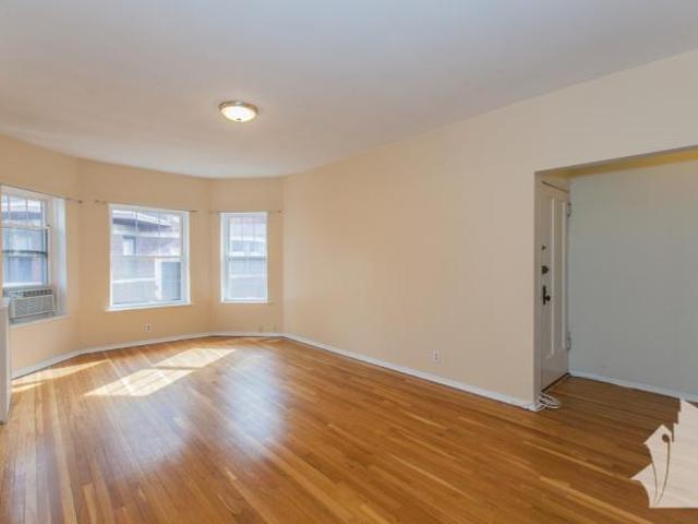 1 bedroom, CHICAGO IL 60657 35088559