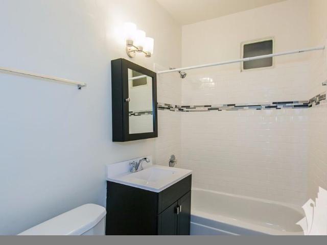 1 bedroom, Chicago IL 60657 LS78101546