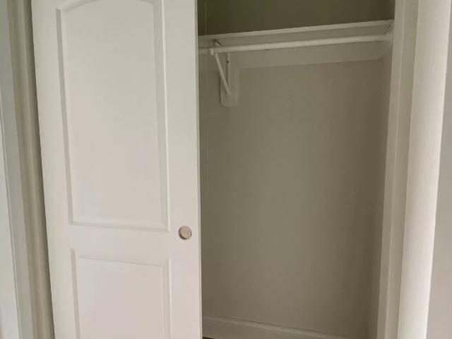 1 bedroom, Chicago IL 60613 79764368