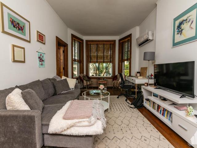 1 bedroom, Chicago IL 60614 68389878