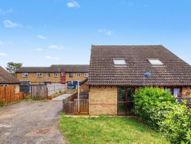 1 bedroom cluster house to rent