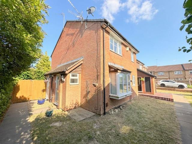 1 bedroom cluster house to rent