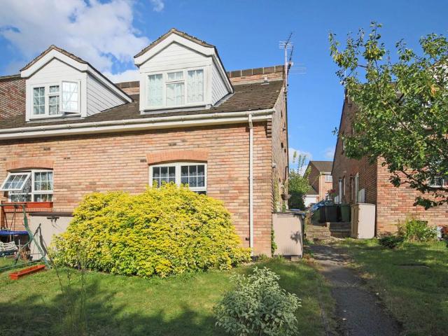 1 bedroom cluster house to rent