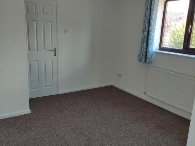 1 bedroom cluster house to rent