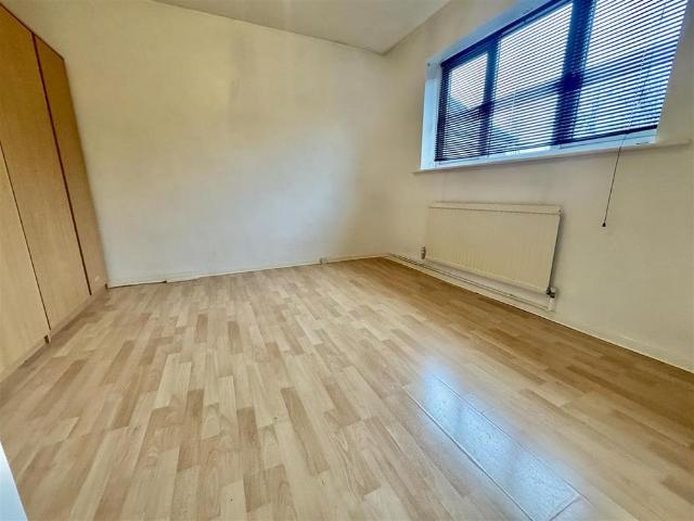 1 bedroom cluster house to rent