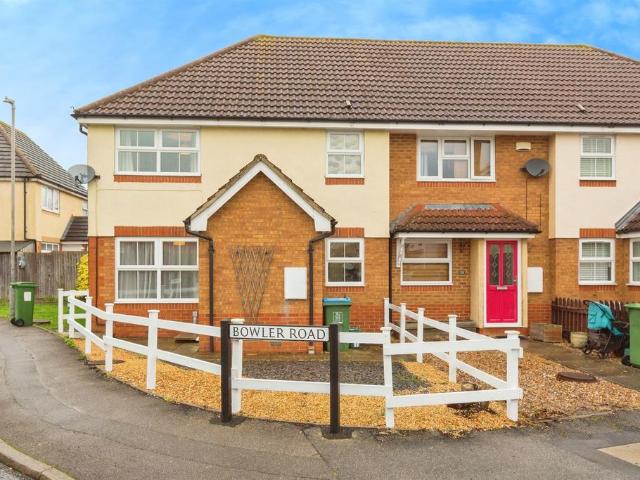 1 bedroom cluster house for sale