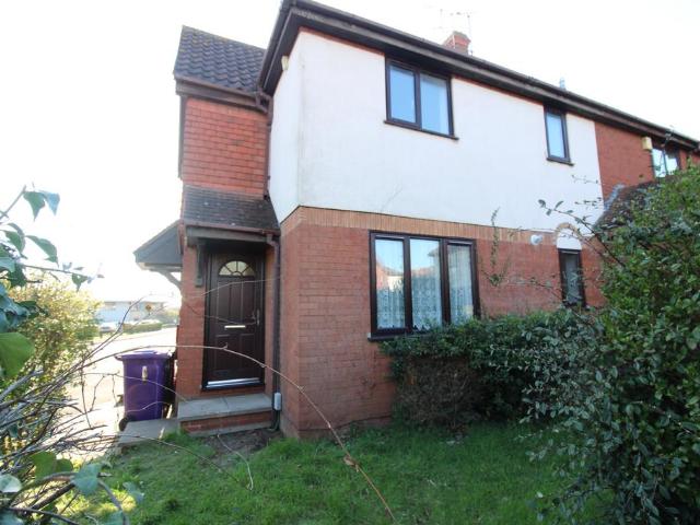 1 bedroom cluster house for sale