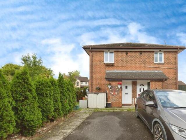 1 bedroom cluster house for sale in Bridleway Lane, Kingsnorth, Ashford, TN23