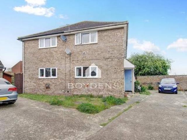 1 bedroom cluster house for sale in Charles Court Wivenhoe CO7