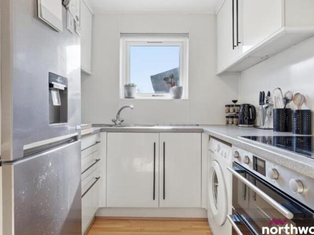 1 bedroom cluster house for sale in Colyers Reach, Chelmsford, CM2