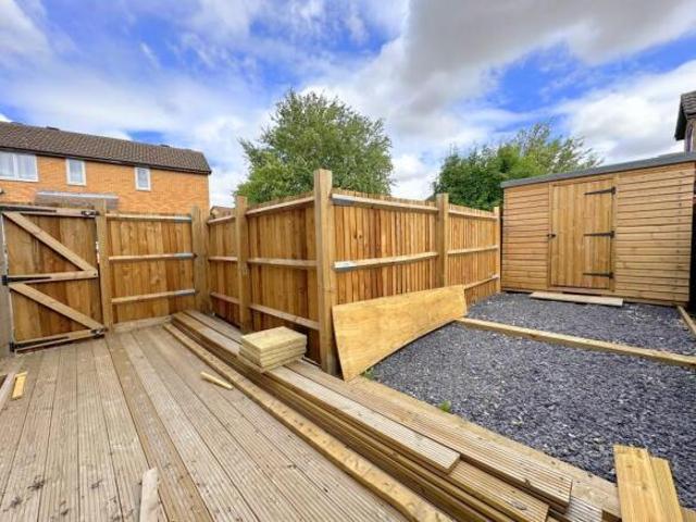 1 bedroom cluster house for sale in Furze Close, Bushmead, Luton, Bedfordshire, LU2 7UB, LU2