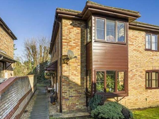 1 bedroom cluster house for sale in Linclare Place Eaton Ford St Neots PE19